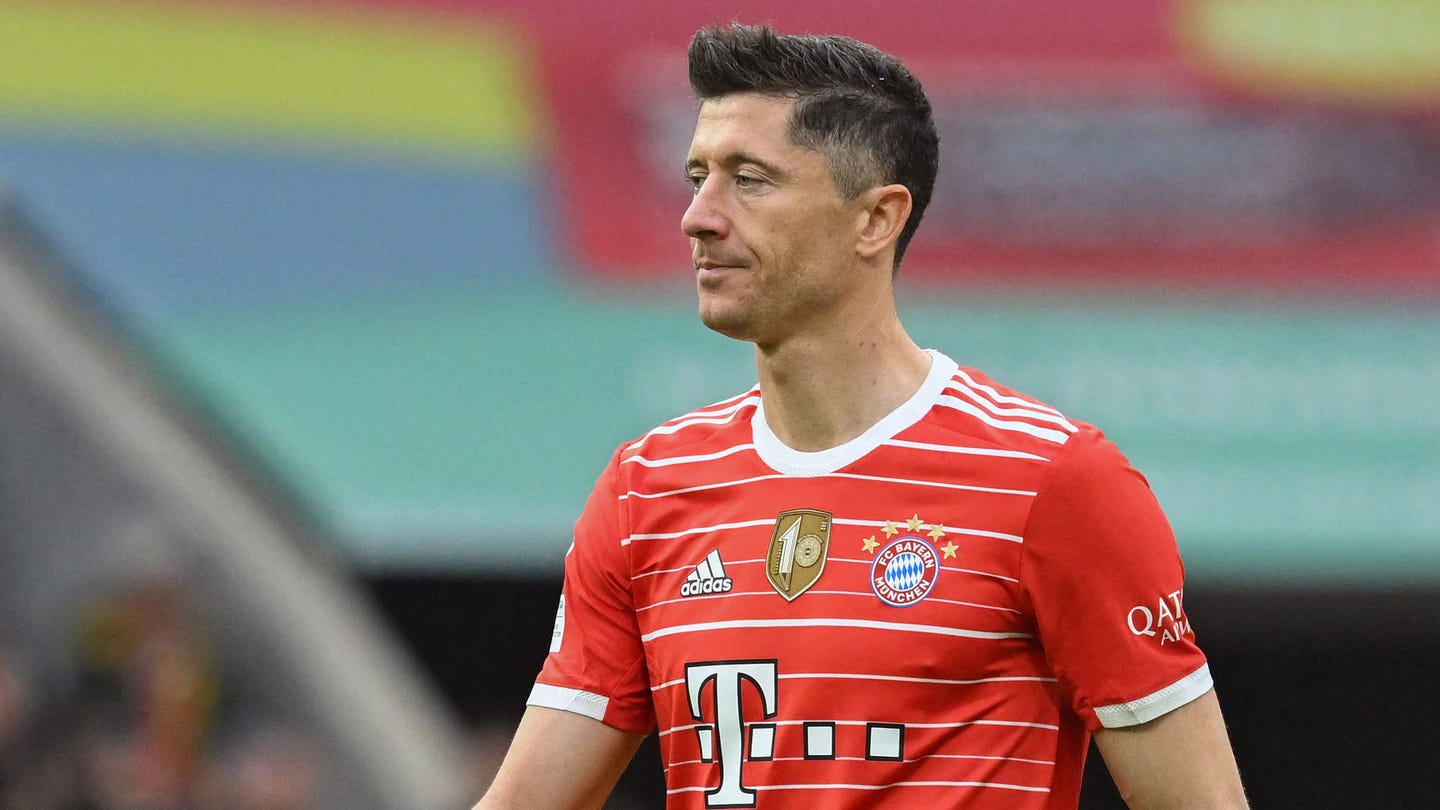 Chelsea Interested In Lewandowski - Tossyardkings